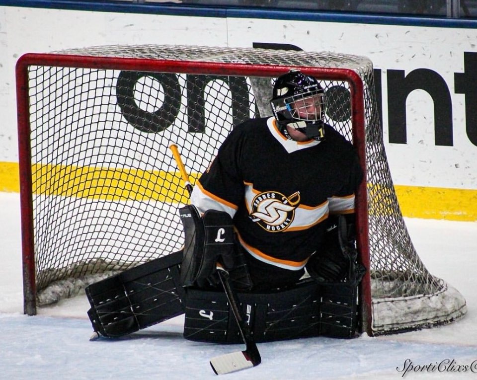 SRSS Sabres goalie Amor having excellent year, named WHSHL Star of the Week - SteinbachOnline ...