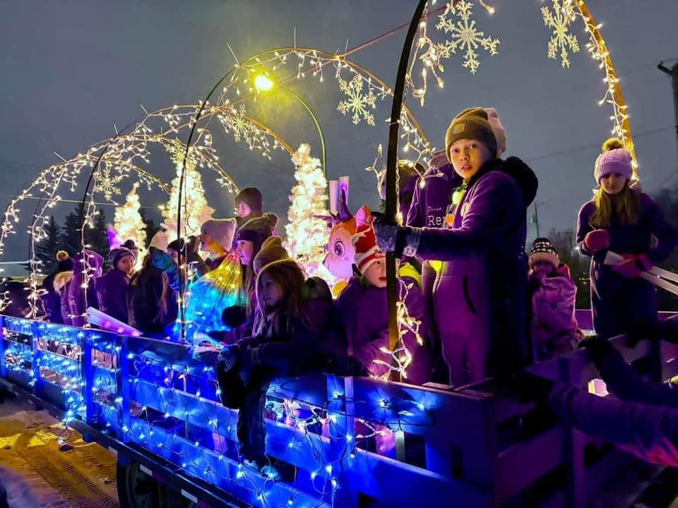 Parade route set for Light Up Lacombe - CentralAlbertaOnline.com ...