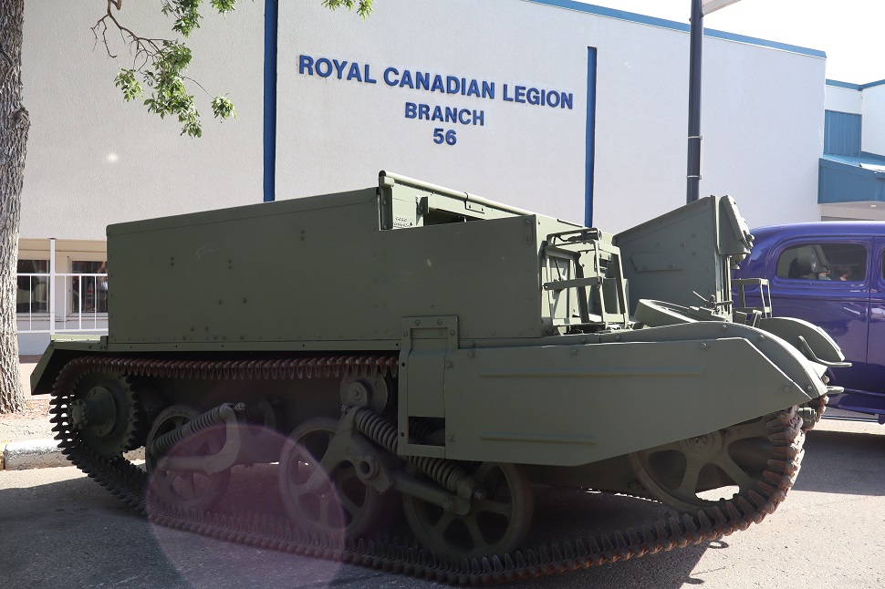 Under the Hood of the Canadian made Bren Gun Carrier ...