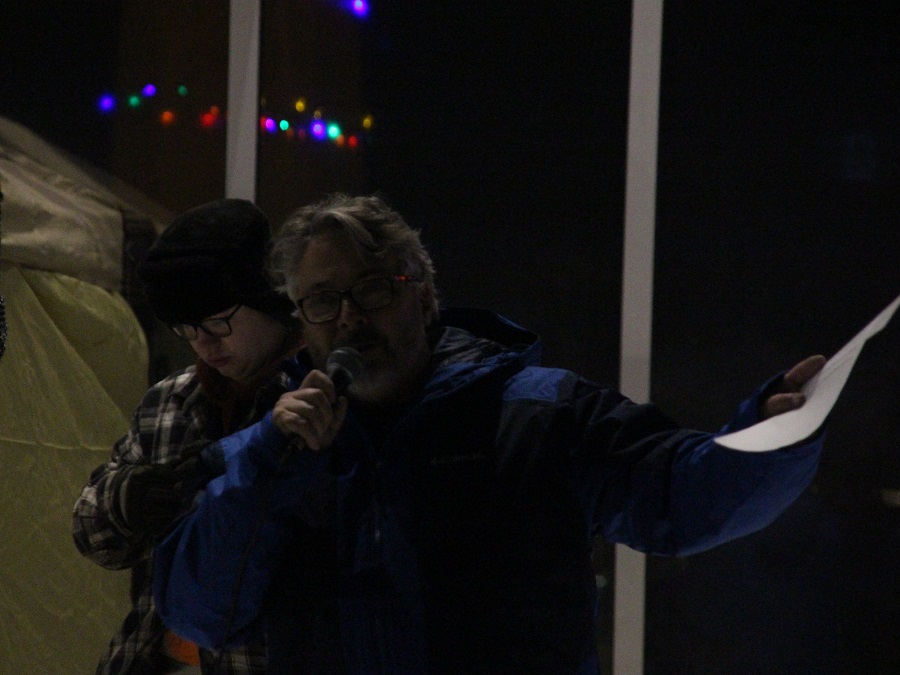 Festive floats bring holiday cheer at Santa Claus Parade ...