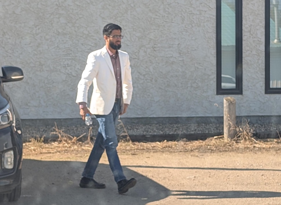 Human trafficking trial continues: Restaurant owner denies woman ever ...