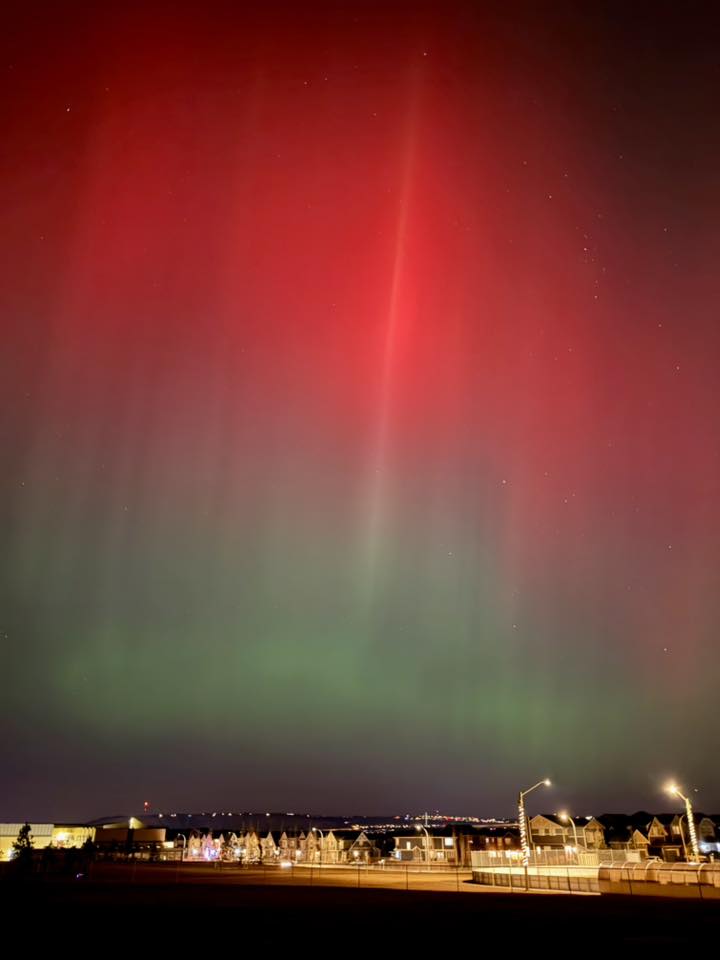 Spectacular Northern Lights dazzle Cochrane skies — More to come ...