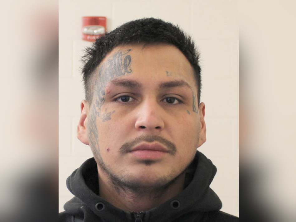 Update: Armed suspect sought after Pinaymootang First Nation chase ...