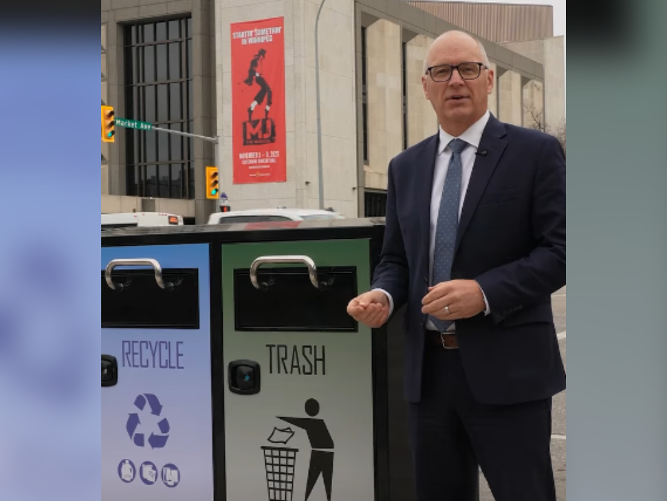 Winnipeg launches new garbage and recycling bins to keep downtown ...