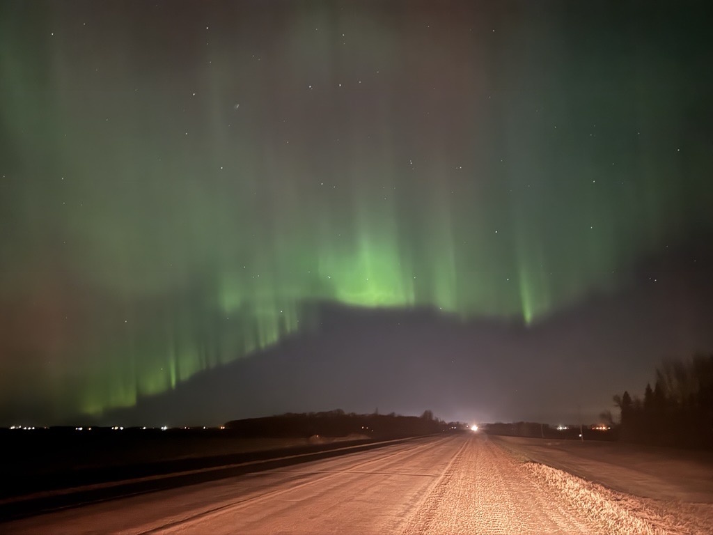 Wednesday evening brings another amazing Aurora Borealis display ...