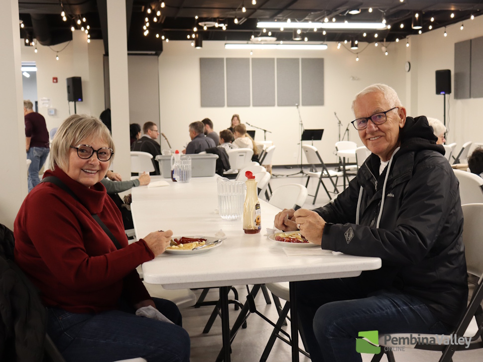 Holly Jolly Breakfast raises over $11,300 for Winkler and District ...