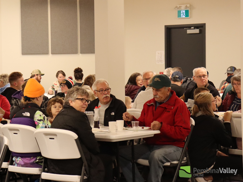 Holly Jolly Breakfast raises over $11,300 for Winkler and District ...