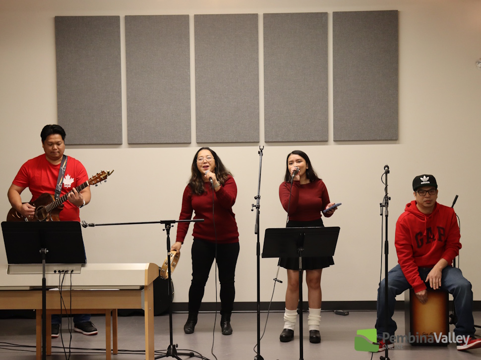 Holly Jolly Breakfast raises over $11,300 for Winkler and District ...