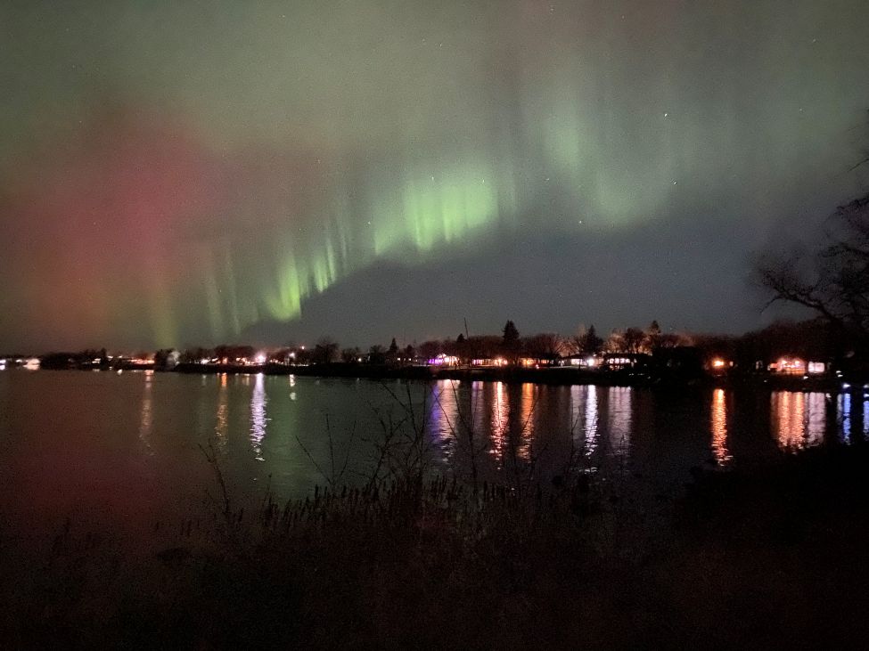 Aurora's stunning shades of rose and emerald light up the Killarney sky ...