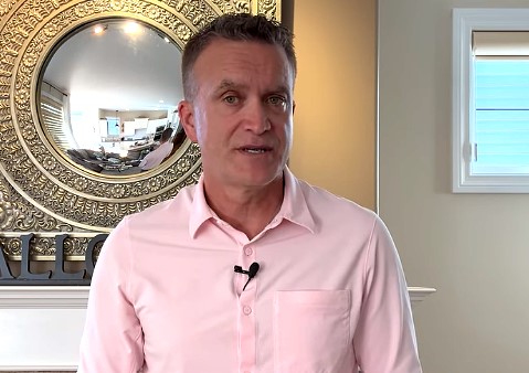 Guthrie slams Smith gov't over democracy, spending and absenteeism ...