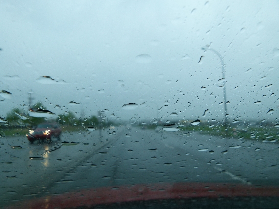 Airdrie drivers cautioned as freezing rain possible Friday morning ...