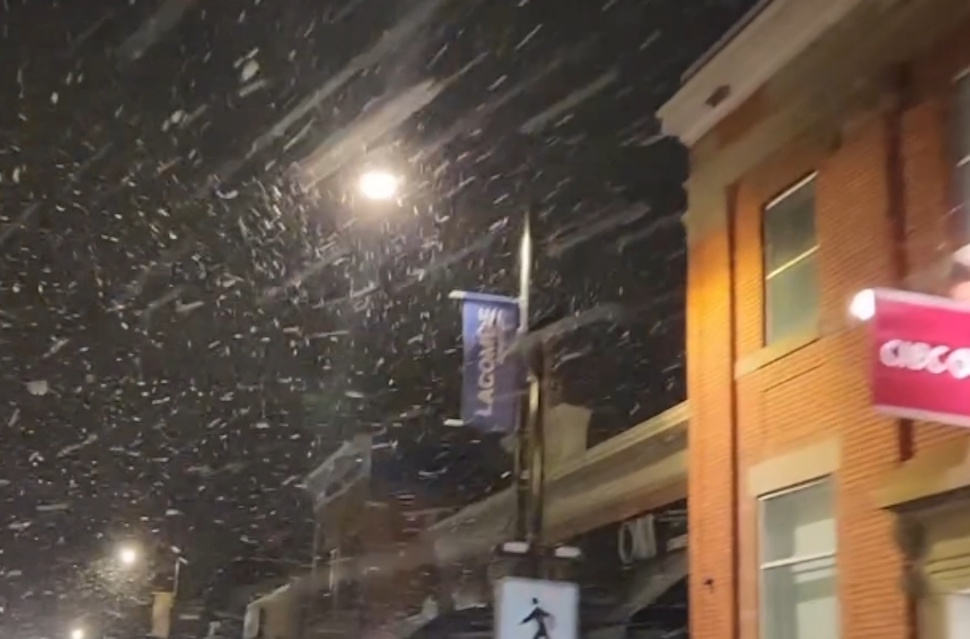 Snowfall hits Lacombe and surrounding areas, winter prep urged ...