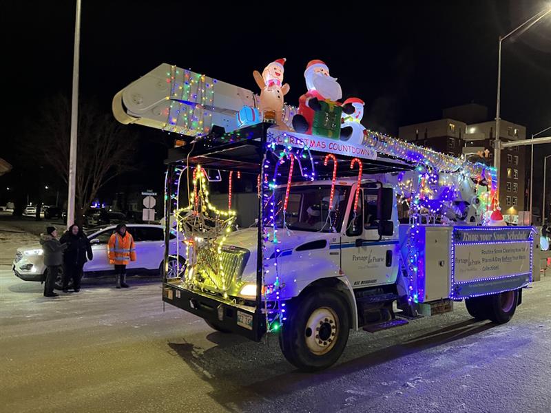 Rotary Santa Claus Parade of Lights returns to Portage - PortageOnline ...