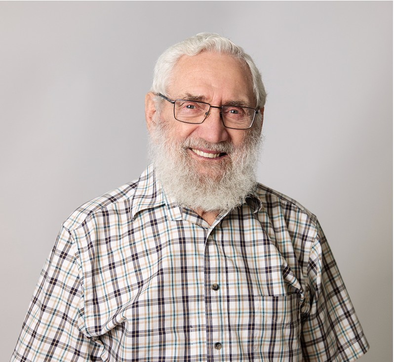 Mr. Frank Dyck - SwiftCurrentOnline.com - Local news, Weather, Sports ...