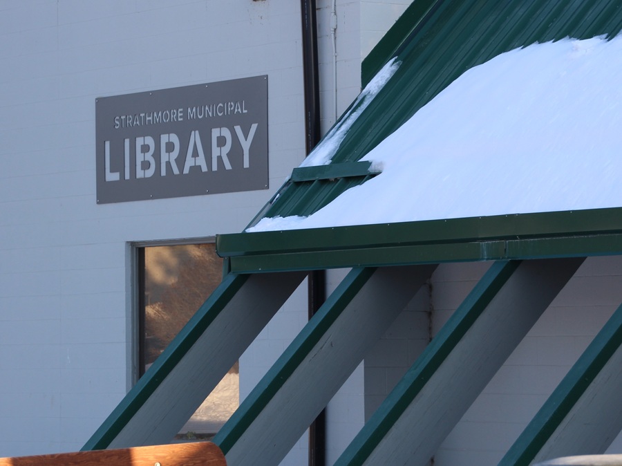 Local libraries share holiday hours - StrathmoreNow.com - Local news ...