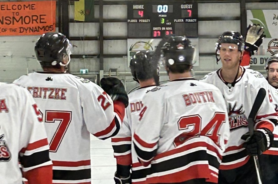 Senior Hockey Recap: Elks jump up standings after two road wins ...
