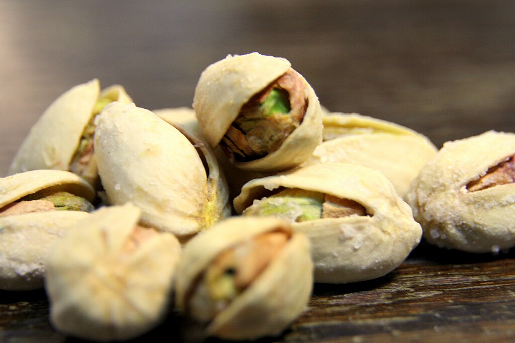 Pistachio recall linked to salmonella now includes Manitoba - CHVNRadio ...