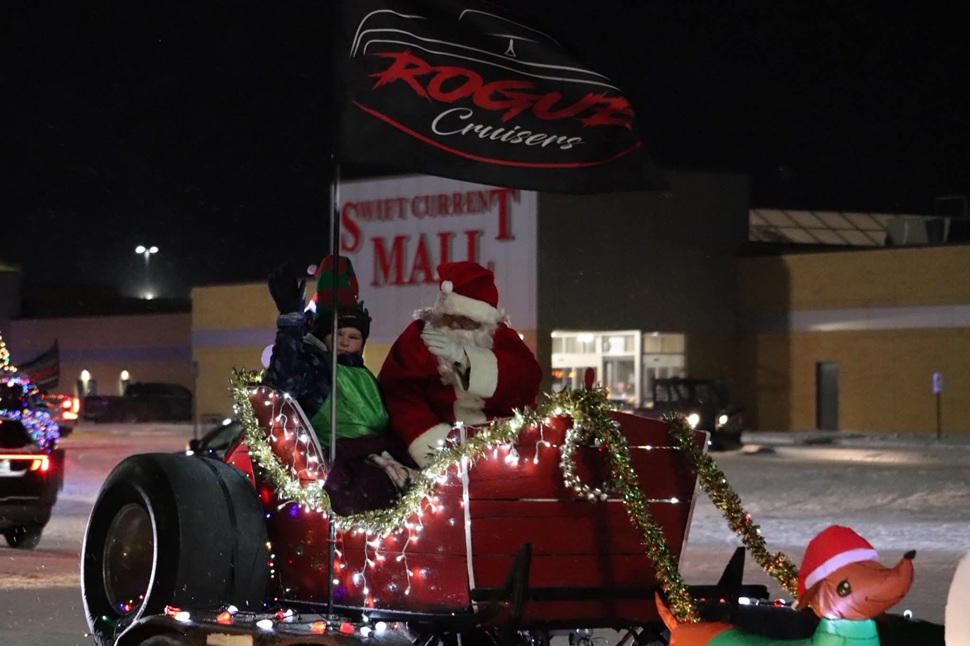 Christmas Care Home Cruise sparkles through Swift Current ...