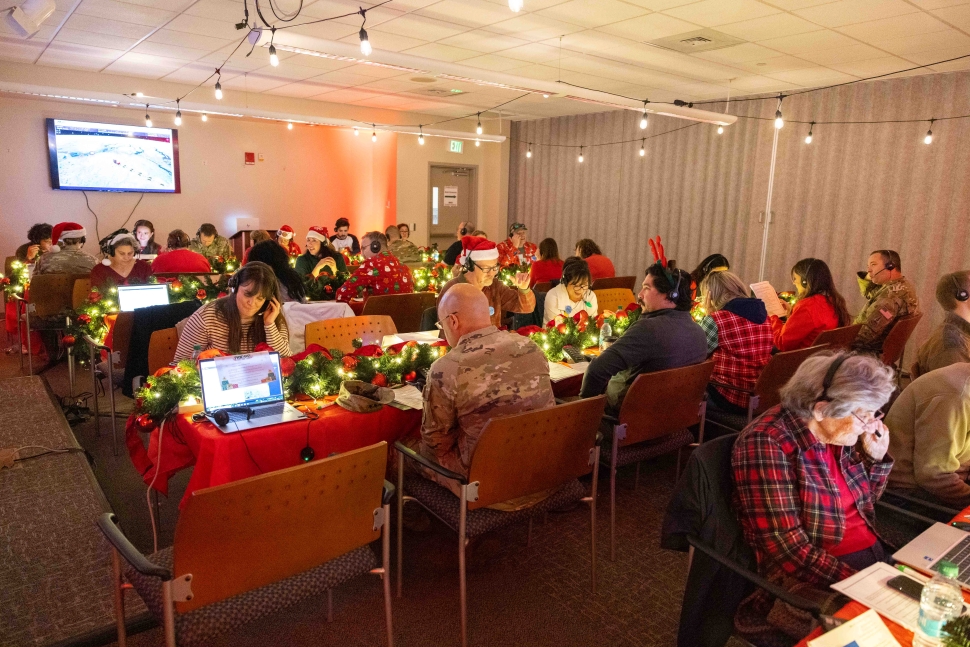 70 years of tracking: NORAD volunteers ready for Santa’s flight ...