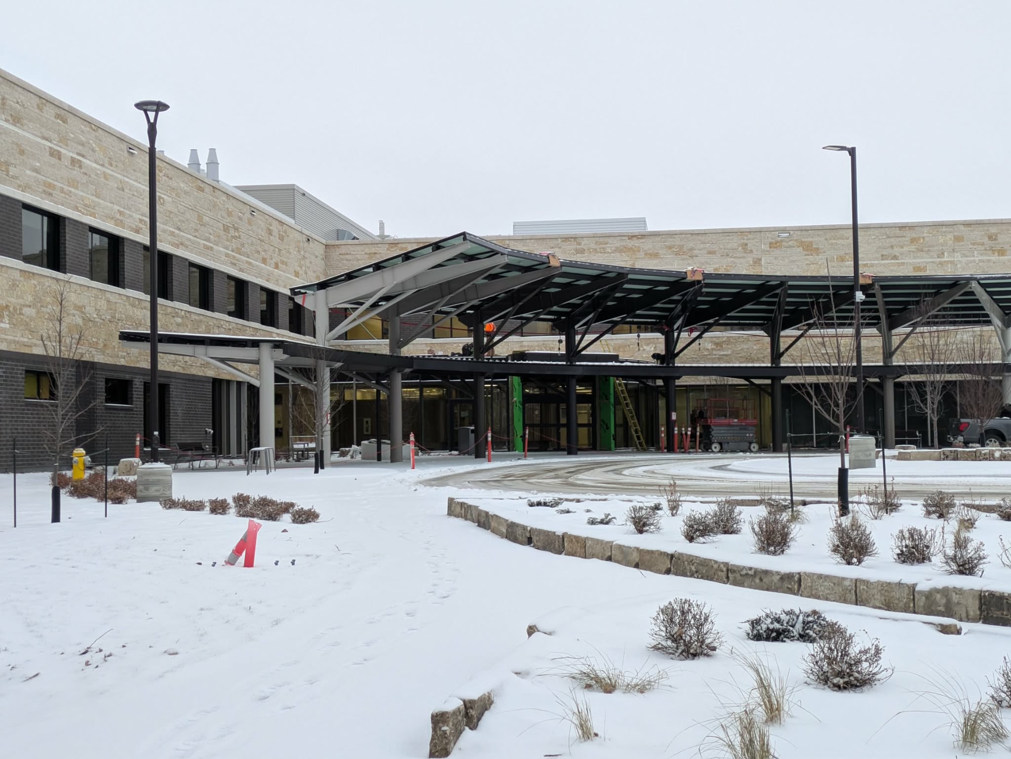 New Portage hospital adds six private palliative-care rooms ...