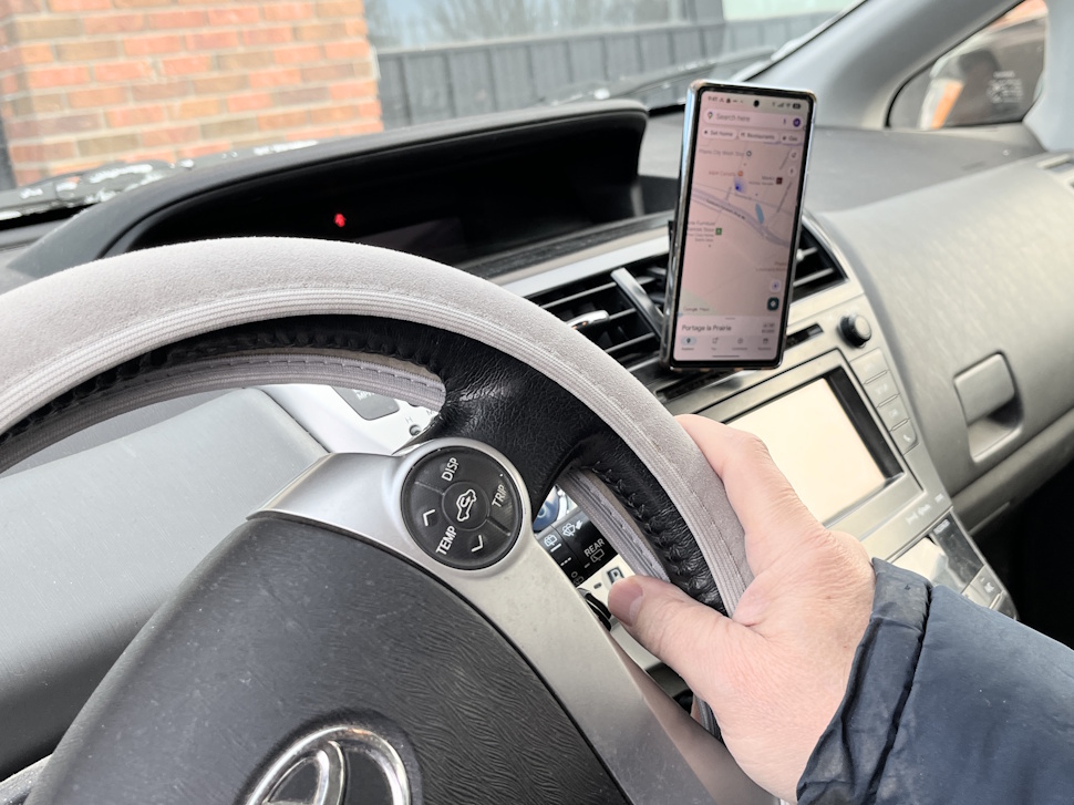 New cell tower promises improved service in RM of St. Laurent ...