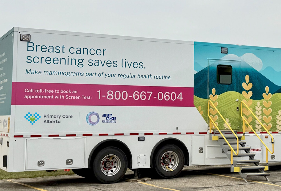 Mobile breast cancer screening brings free care to Olds ...