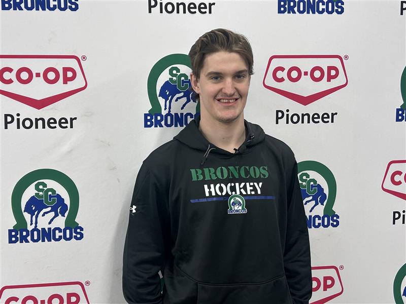 Johnson brings experience and grit as Broncos visit Pats ...