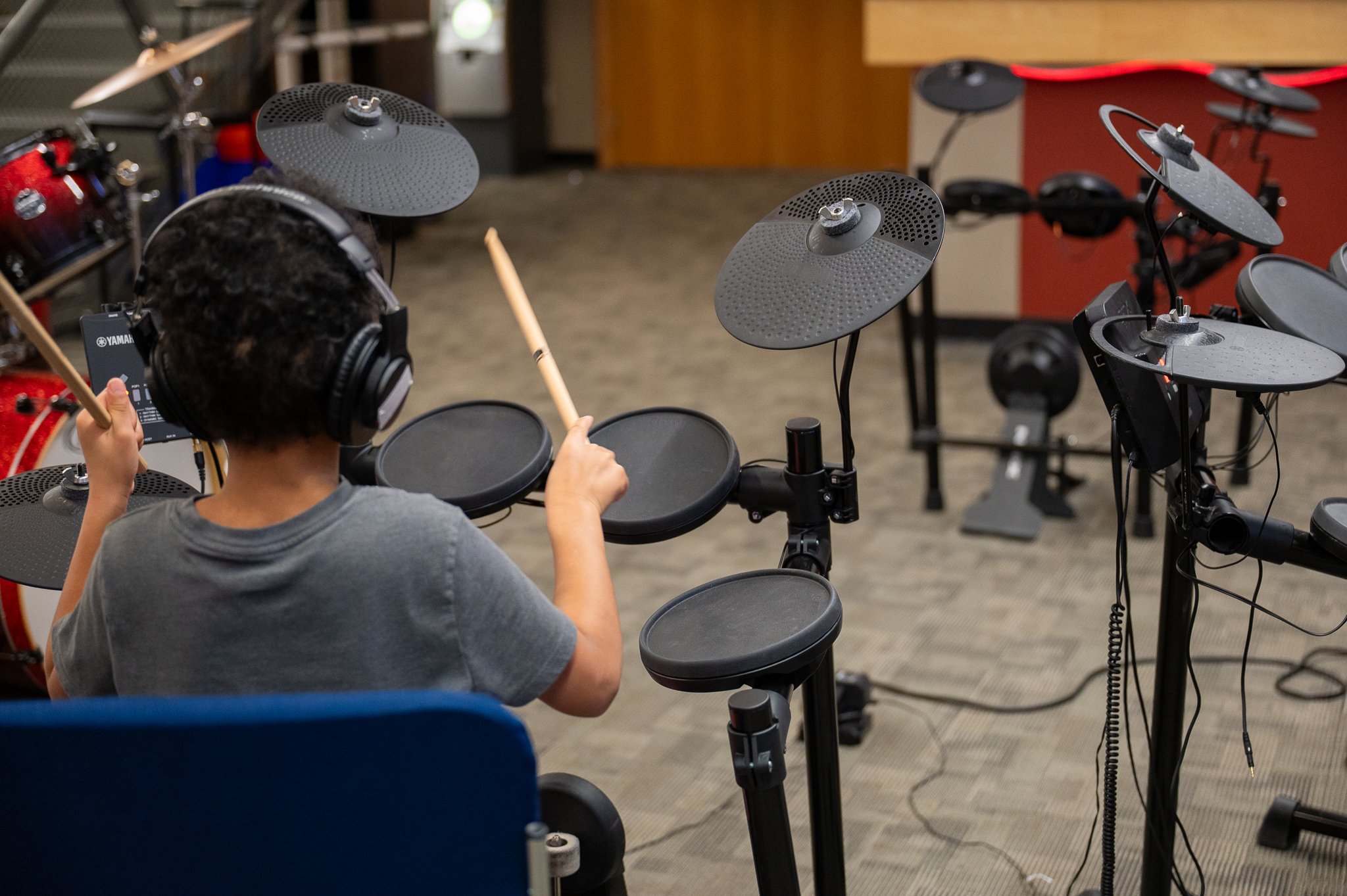 Tune In and turn it up: Free program brings music to young Winnipeggers ...