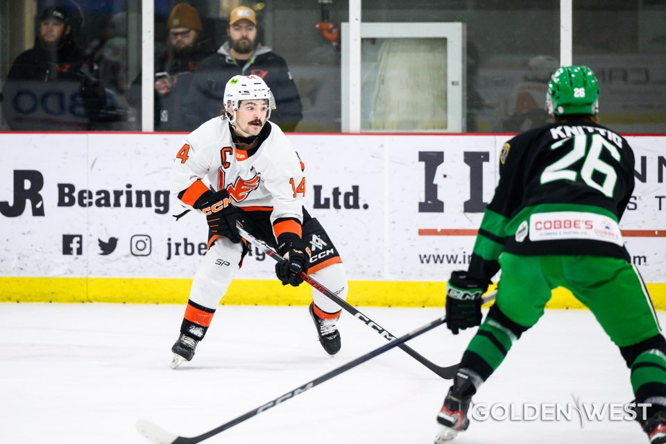Flyers' captain Thomas believes Flyers are back - PembinaValleyOnline ...