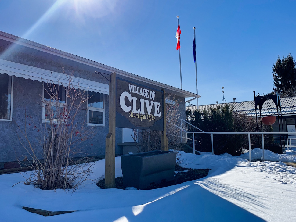 Village of Clive aims for third straight win in Central Alberta blood ...