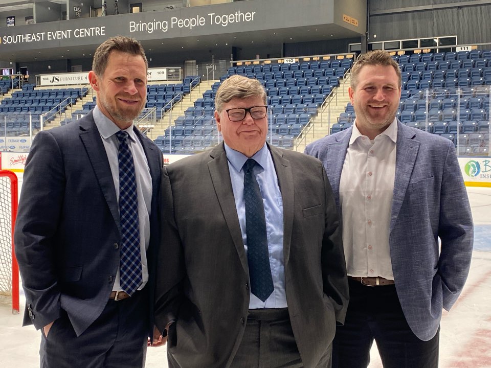 Pollock coaches in 900th game with Pistons - SteinbachOnline.com ...