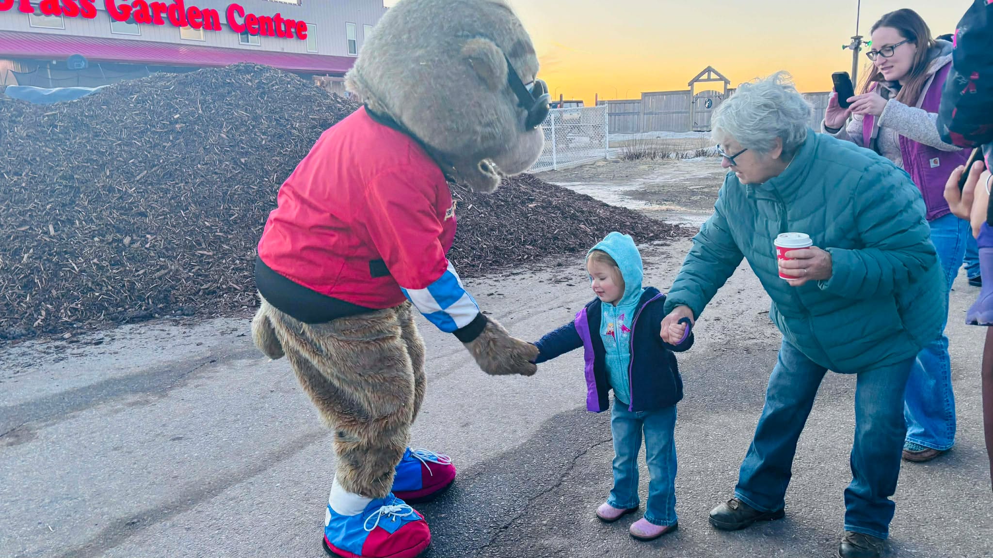 Balzac Billy has made his Groundhog Day prediction. Here’s what it ...