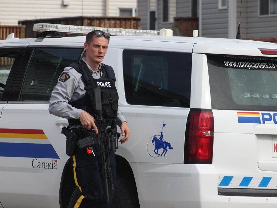 One in custody after heavy police presence in Brooks - StrathmoreNow ...