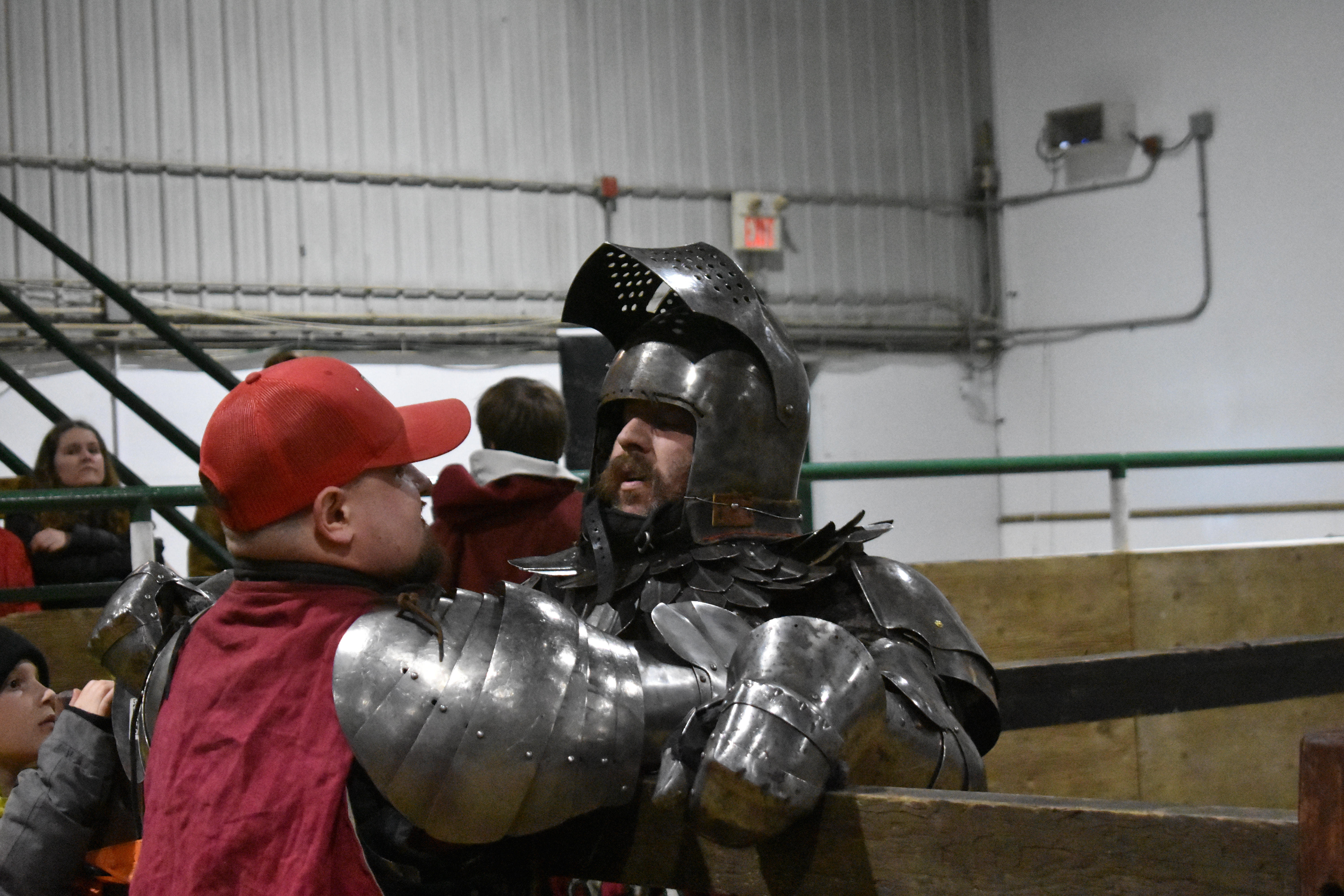 Medieval fighters battle in Okotoks for spot on team Canada ...
