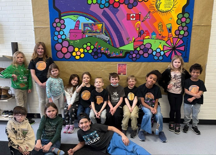 Students help create meaningful mural at Harris-Tessier Central School ...