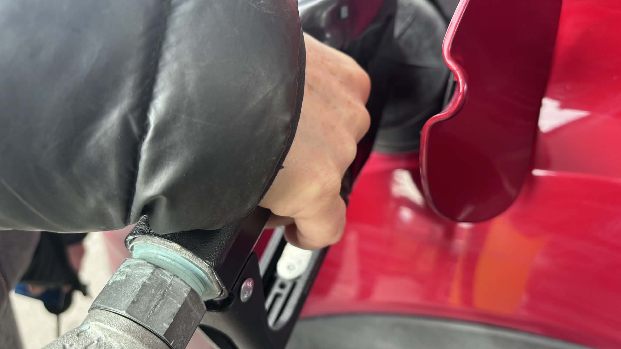 Airdrie gas prices creeping higher again - DiscoverAirdrie.com - Local ...