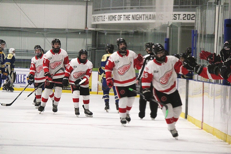 Grunthal Red Wings doing their part to help Arena - SteinbachOnline.com ...