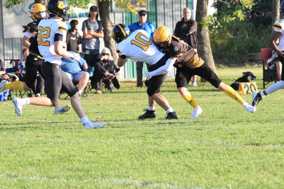 Former SRSS Sabres football star Wohlgemuth commits to play in BC ...