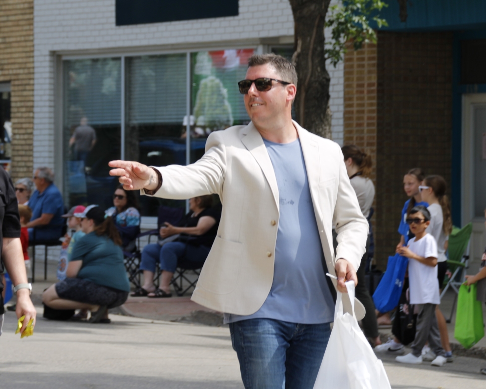 Handshakes & Hashbrowns: Weyburn Chamber to welcome Mike Weger ...