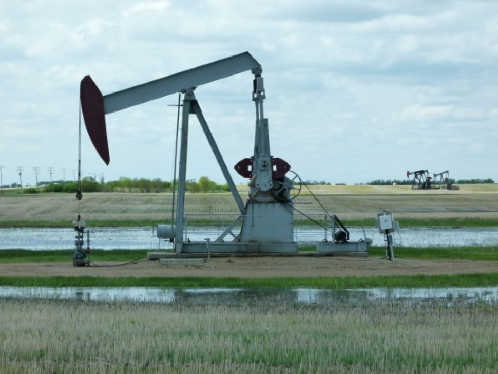 Oil and gas public offering sees competition between oil-producing ...