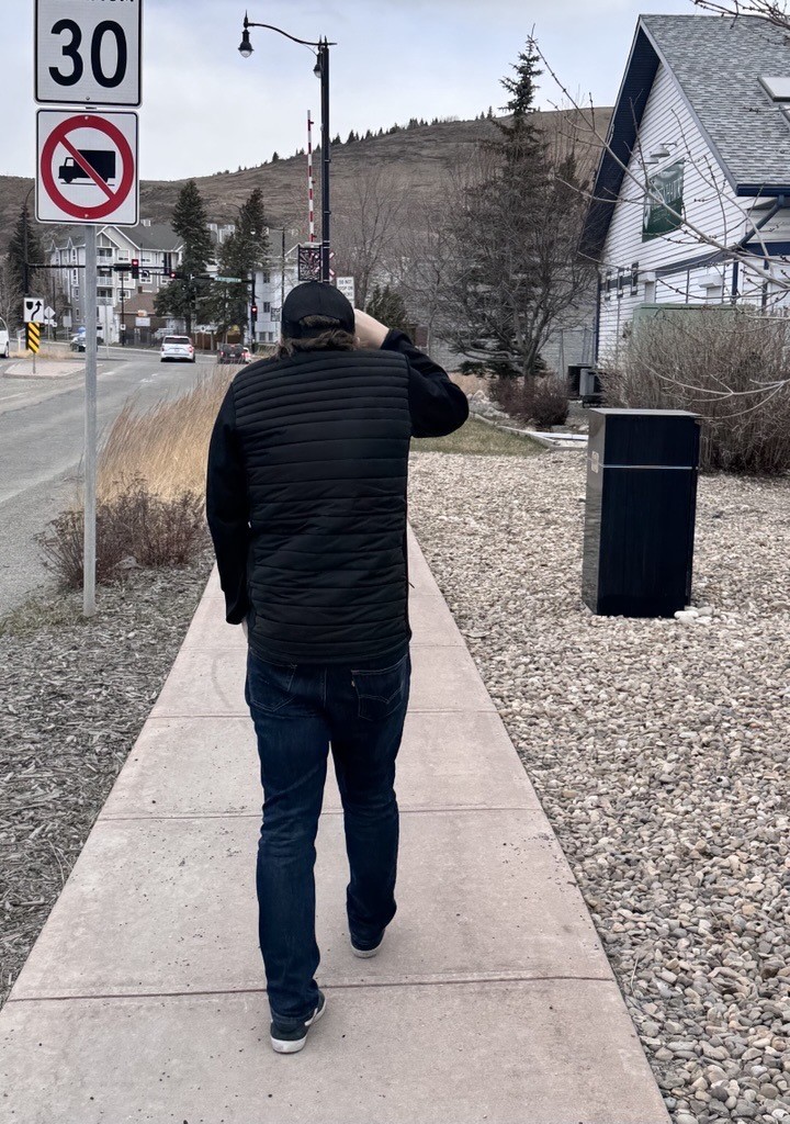 Wind warning issued as strong gusts hit Cochrane - CochraneNow ...