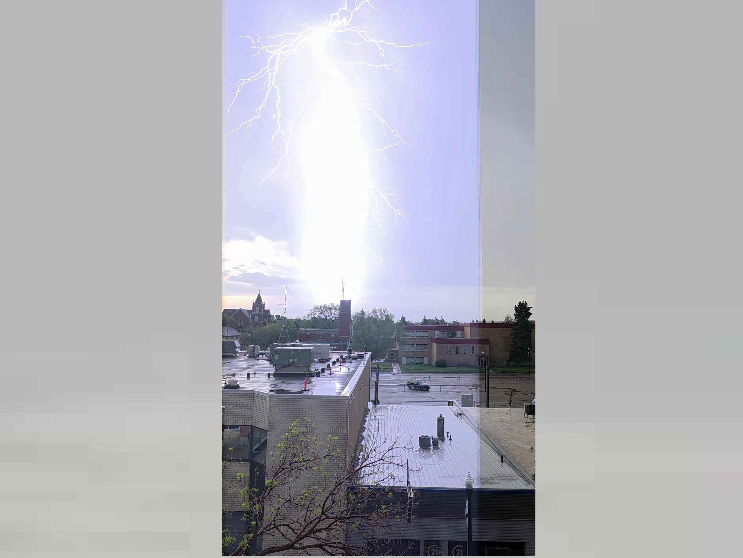 Thunder and lightning for Swift Current as heat wave ends ...