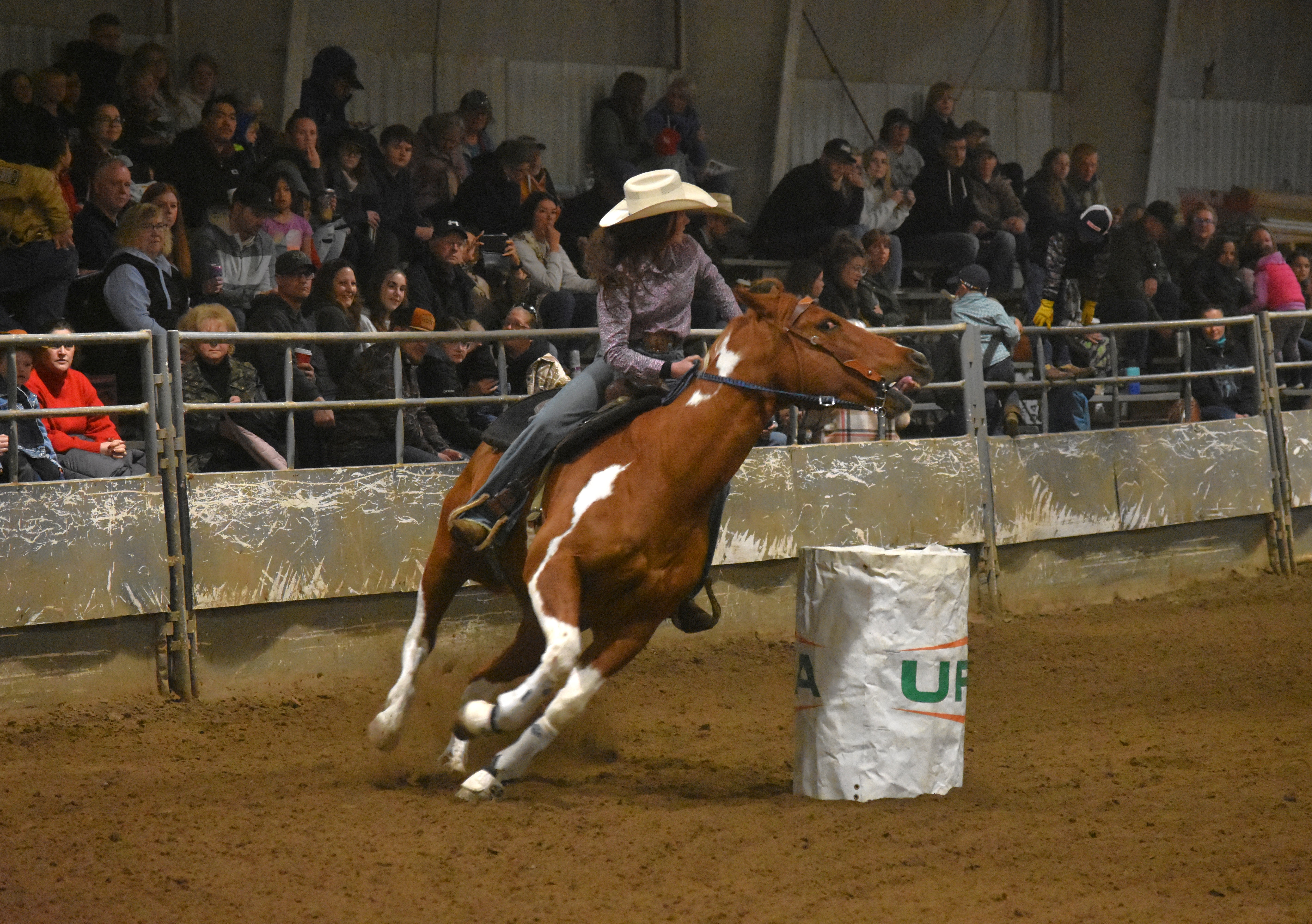 Storm clouds draw crowds to Little Britches Rodeo - HighRiverOnline.com ...