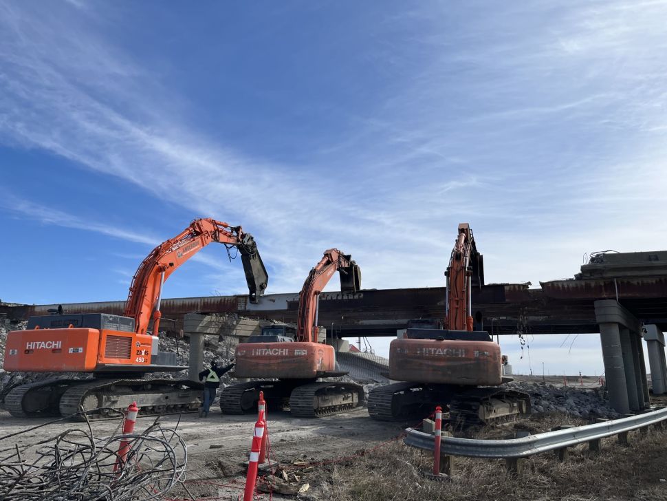 Work continues on Highway 2 overpass project in Moose Jaw ...