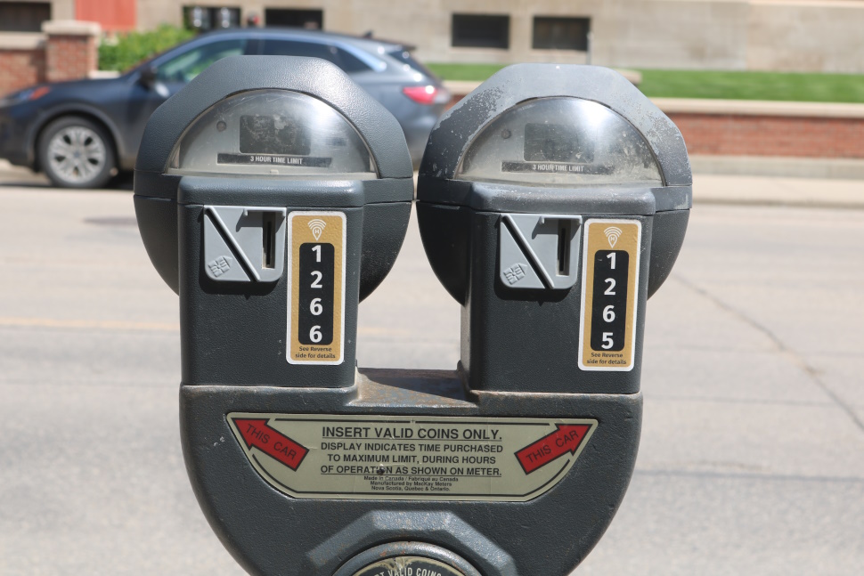 Moose Jaw council revisits mobile parking plan amid liability concerns ...