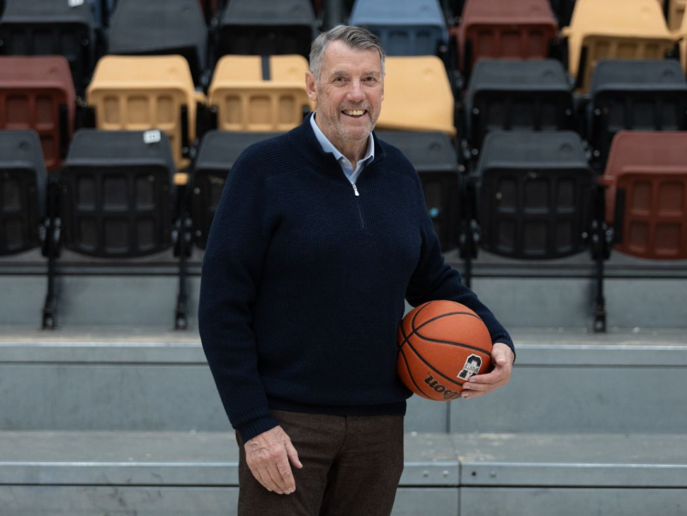 UM Men’s Basketball receives record $1M donation from former player ...