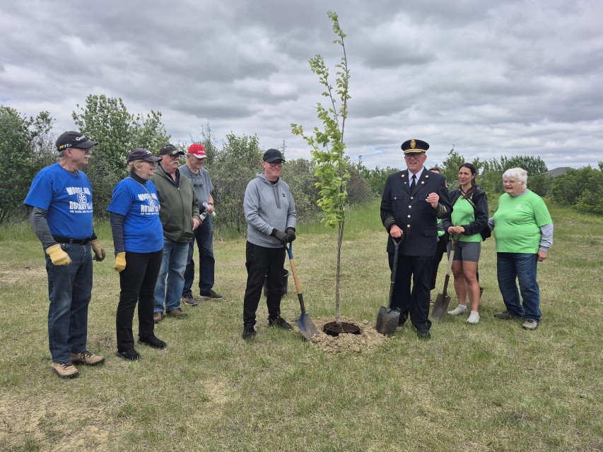 Rotary Club marks 25 years of Moose Jaw Community Forest with new tree ...