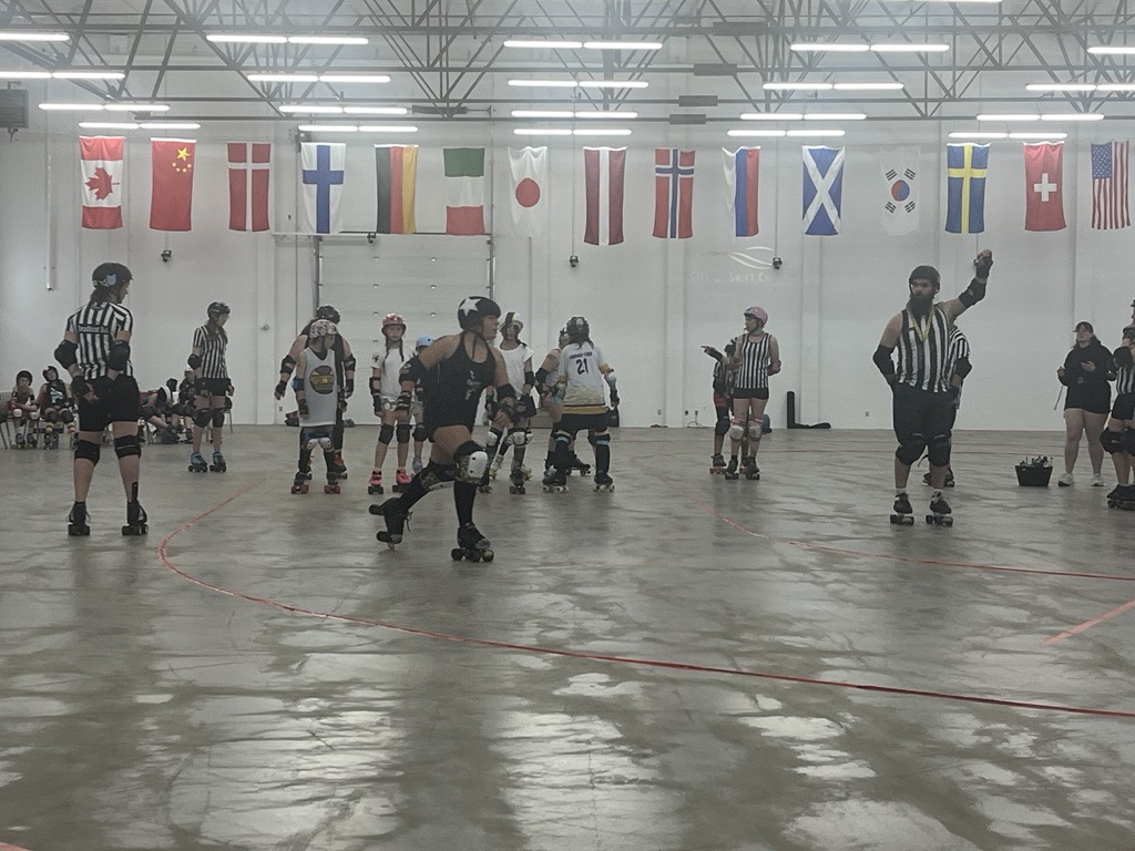 Redneck Betties split results at roller derby showcase ...