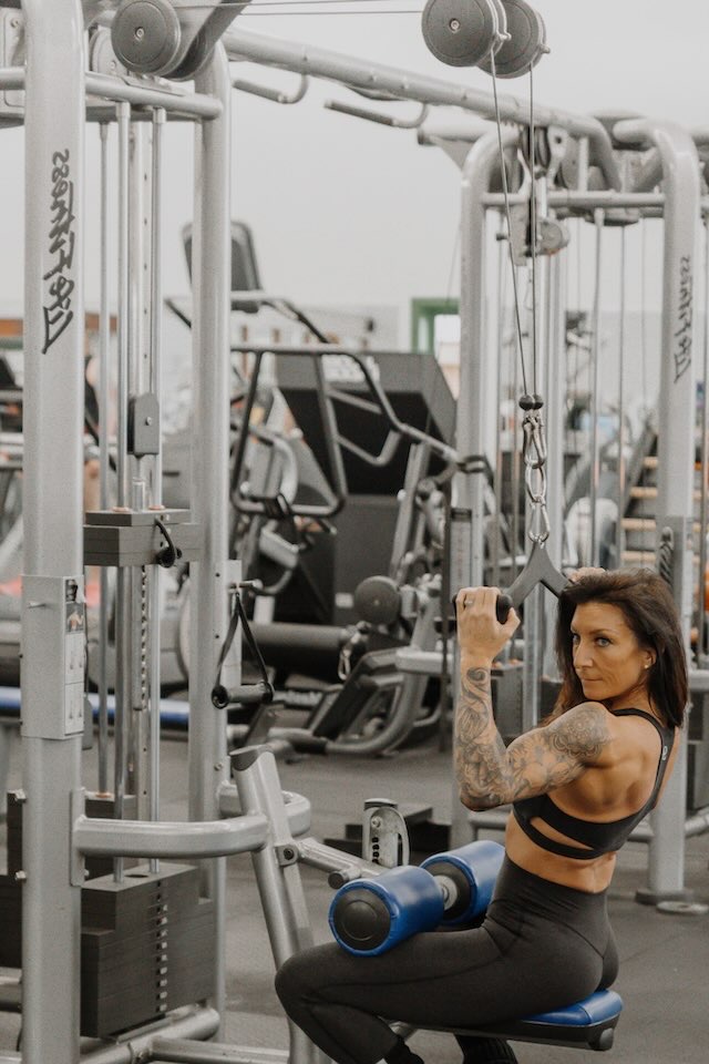 Bikini athlete Shawna Jones has great showing in first-ever competition ...