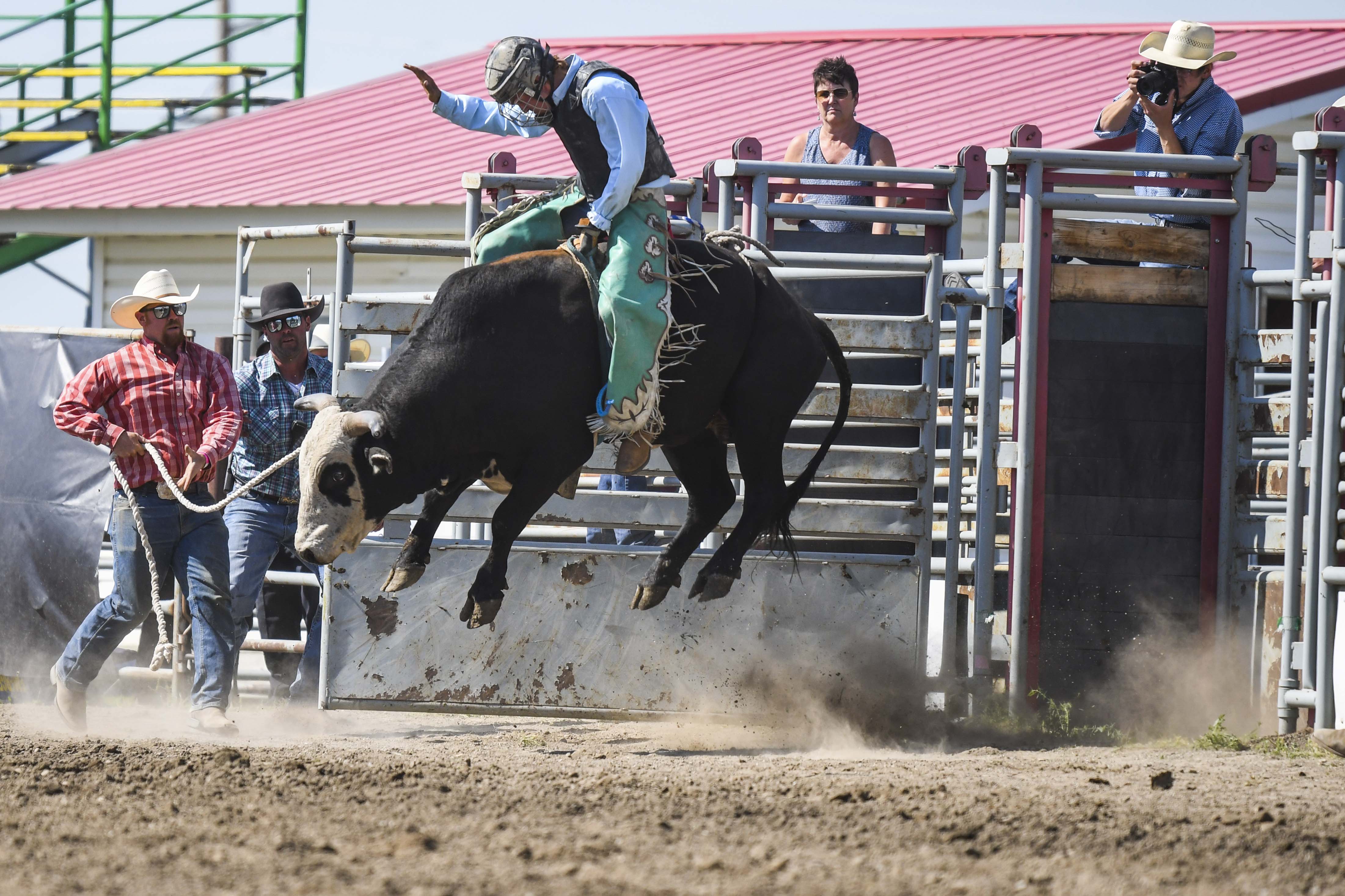 Local cowboys and cowgirls spur up for Guy Weadick Rodeo ...